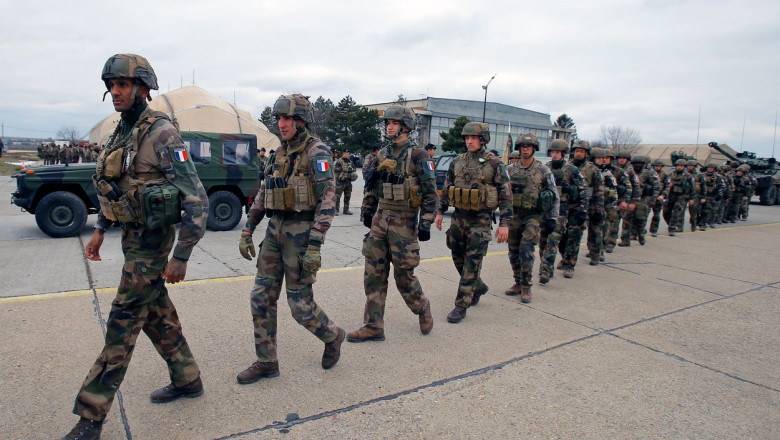 Militarii din cadrul grupului de luptă NATO din România pa